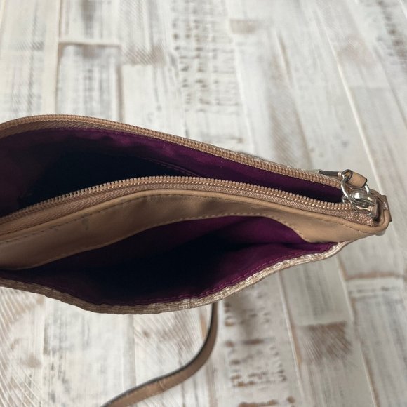 Coach | Bags | Coach Swingback Madison Op Art Needlepoint Khaki ...